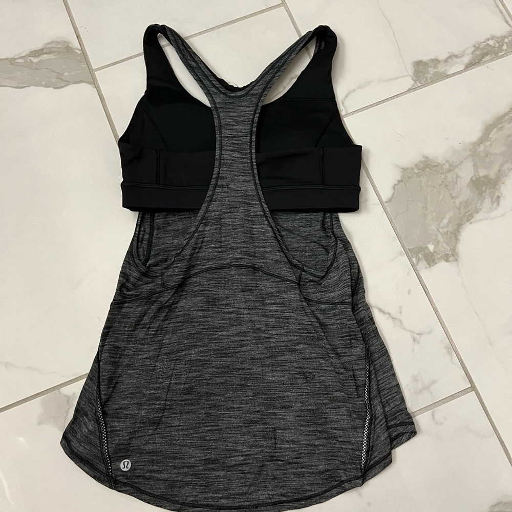 Lululemon 2-In-1 Tank - Gem